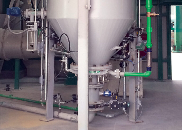 Dense phase pneumatic blending and dense phase pneumatic conveying of ...